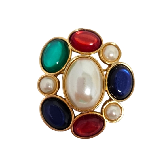 Avon | Jewelry | Vintage Avon Cabochon Brooch Pin Gold Tone Red Green ...